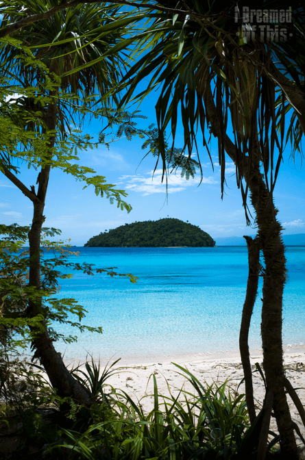 Bonbon Beach - An Incredible Sandbar in Romblon, Philippines